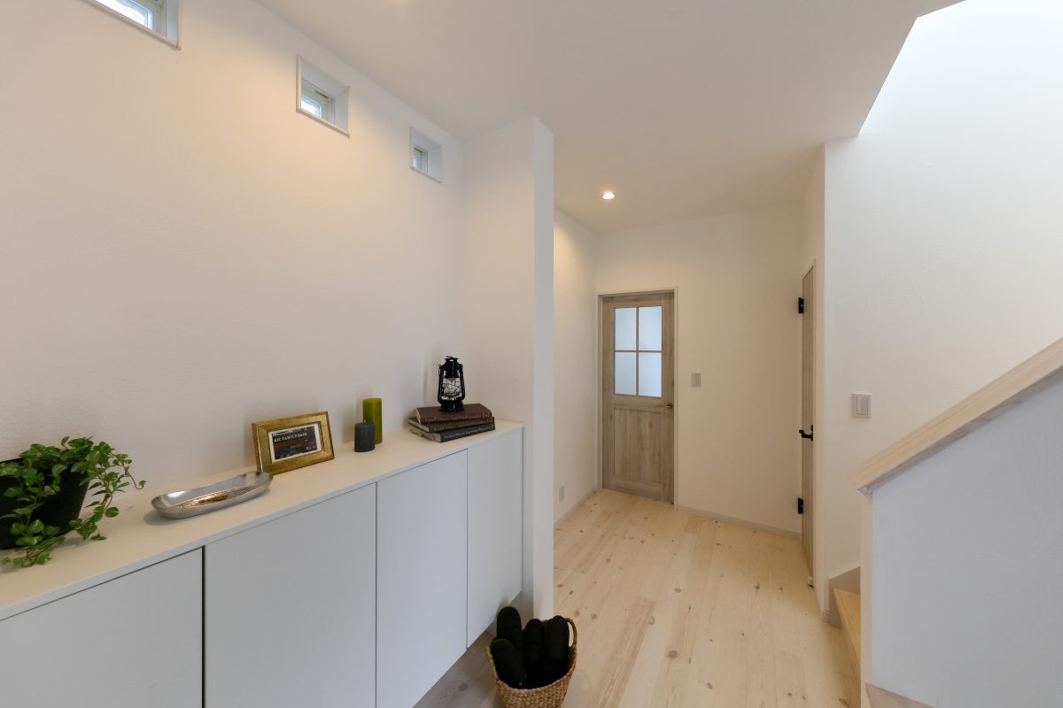 リビングドア | 注文住宅・建て替え・新築のLOHASTA home（ロハスタホーム） 夏涼しく冬暖かい高断熱・高気密住宅